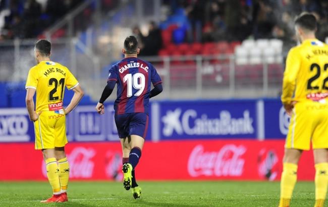 (Crónica) El Eibar toma aire con una goleada ante el Espanyol ...