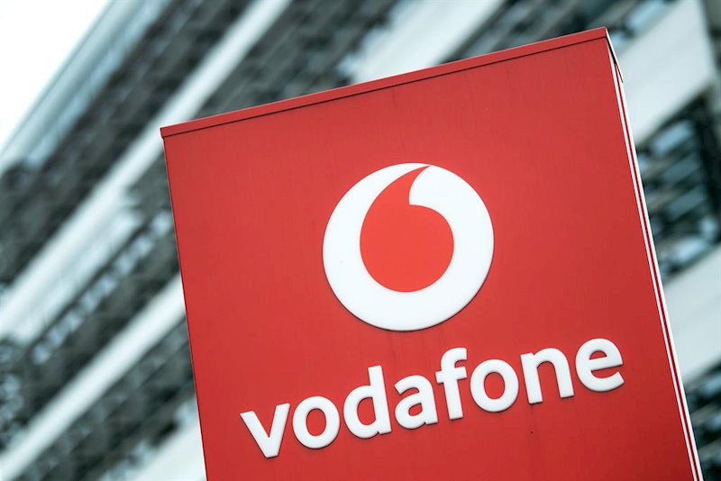 Economía.- Vodafone y Telecom Italia venden un 8,6% de su empresa ...