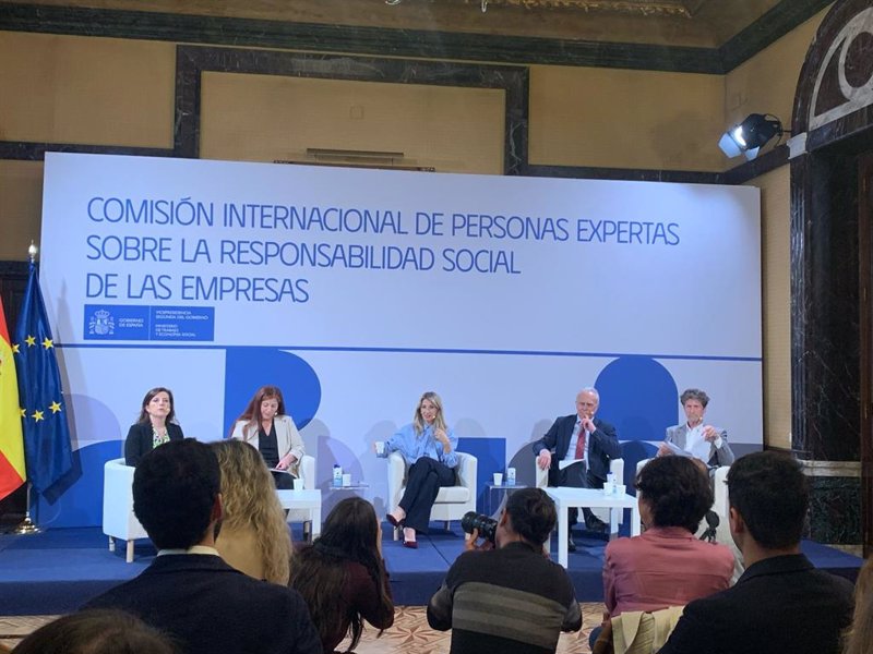 Economía.- Trabajo presenta la Comisión de Expertos en RSE que ...
