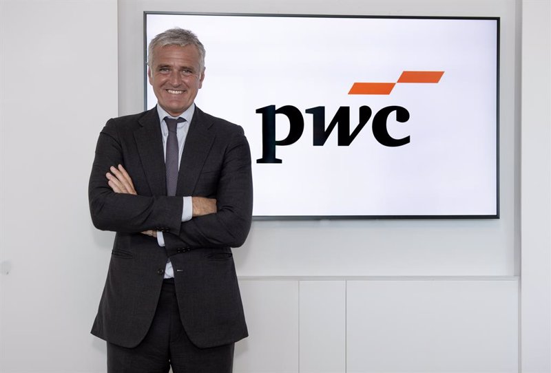 Economía.- PwC renueva su identidad visual con un nuevo logo y color ...